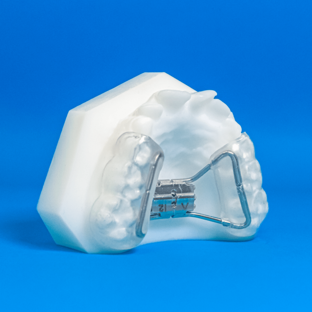 DeLuke Contoured Expander - Specialty Appliances