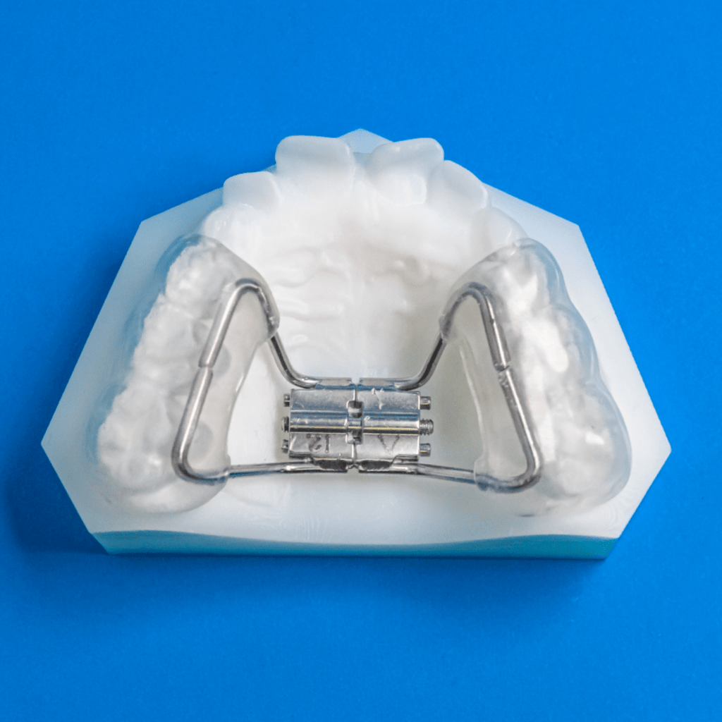 DeLuke Contoured Expander - Specialty Appliances